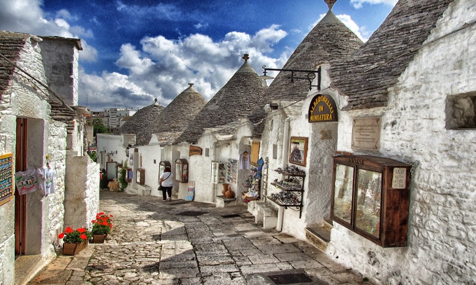 VISITA DI OSTUNI E ALBEROBELLO