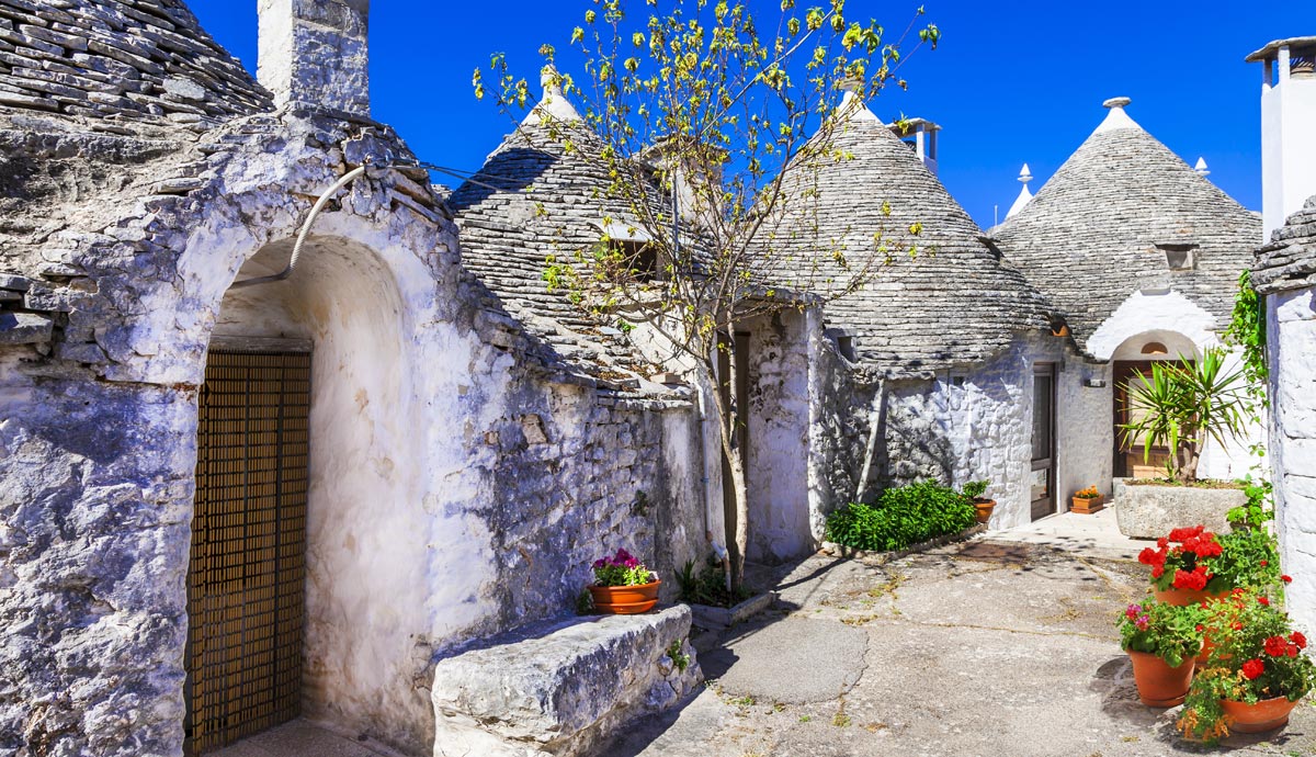 VISITA DI OSTUNI E ALBEROBELLO